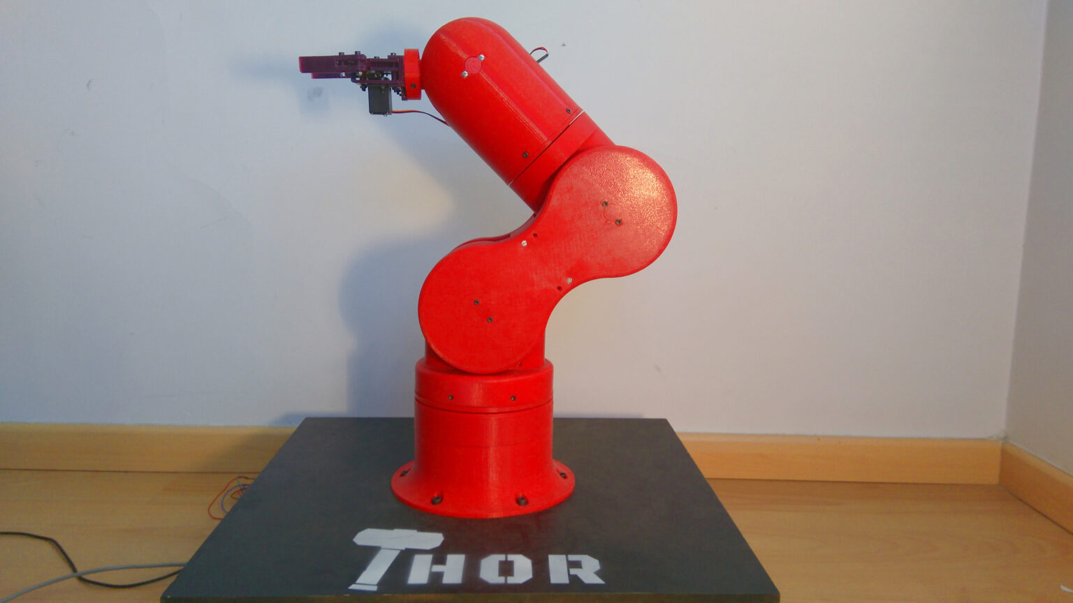 Thor – An Open Source 3D Printable 6DOF Robotic Arm